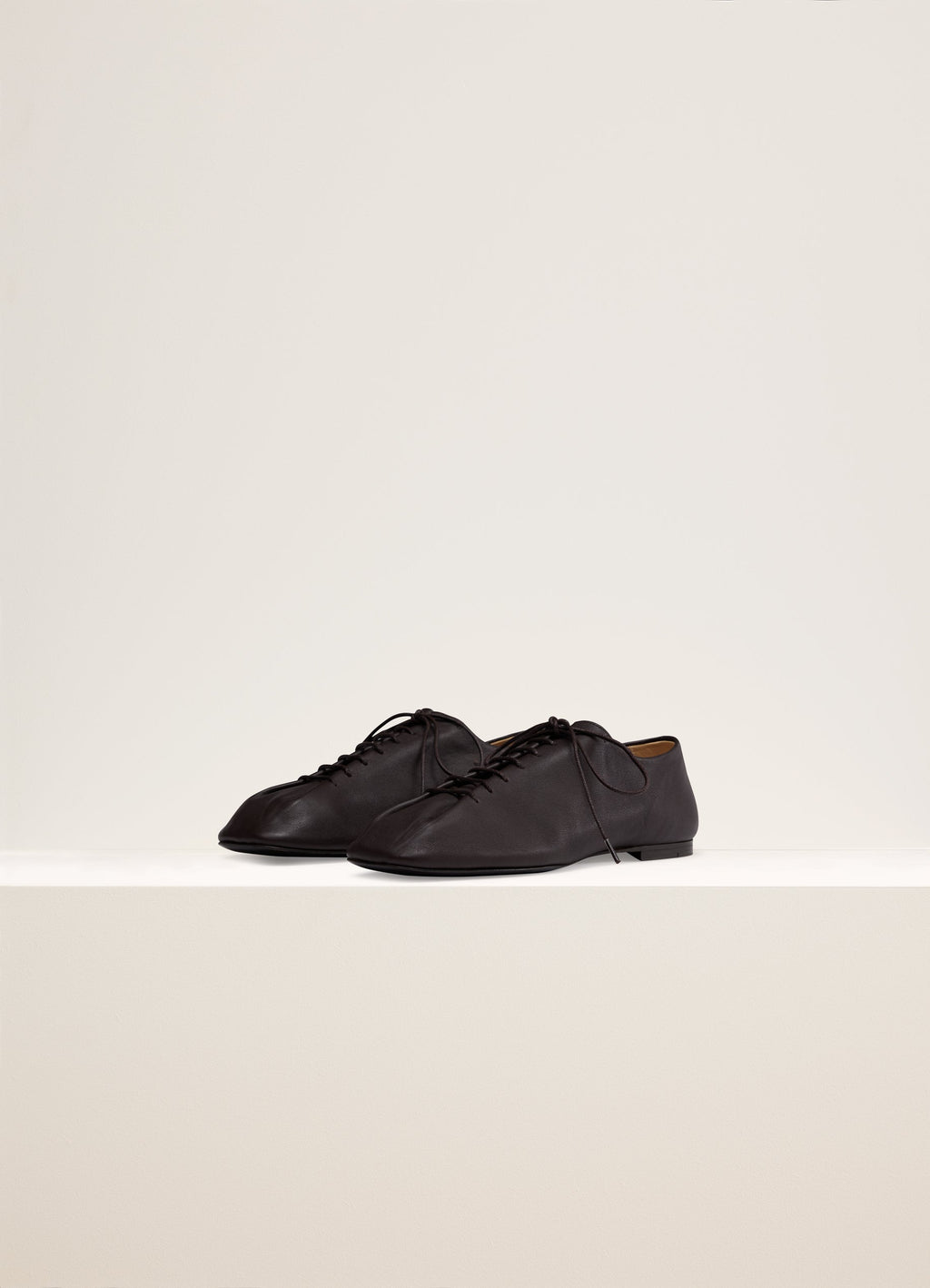 소리스 플랫 클래식 더비 - Espresso - Washed Nappa Lambskin - 여성 | LEMAIRE