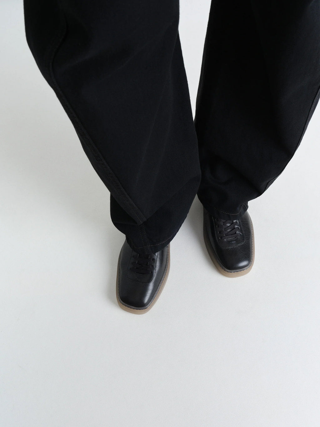 LINOLEUM LACED UP TRAINERS - Black - Shiny Leather - Women | LEMAIRE