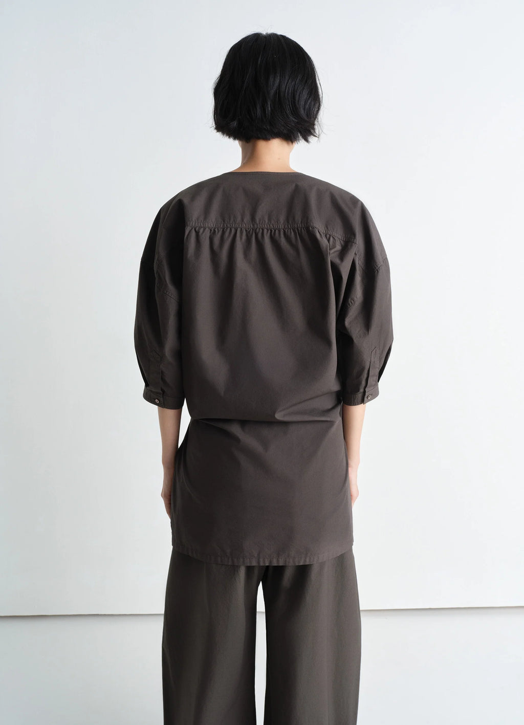 SHORT SLEEVE TWISTED SHIRT - Dark Brown - Garment Dyed Cotton Poplin ...