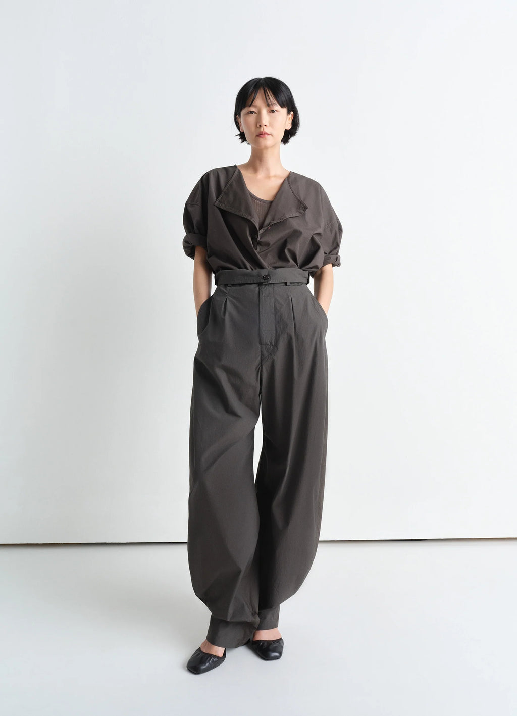 SHORT SLEEVE TWISTED SHIRT - Dark Brown - Garment Dyed Cotton Poplin ...