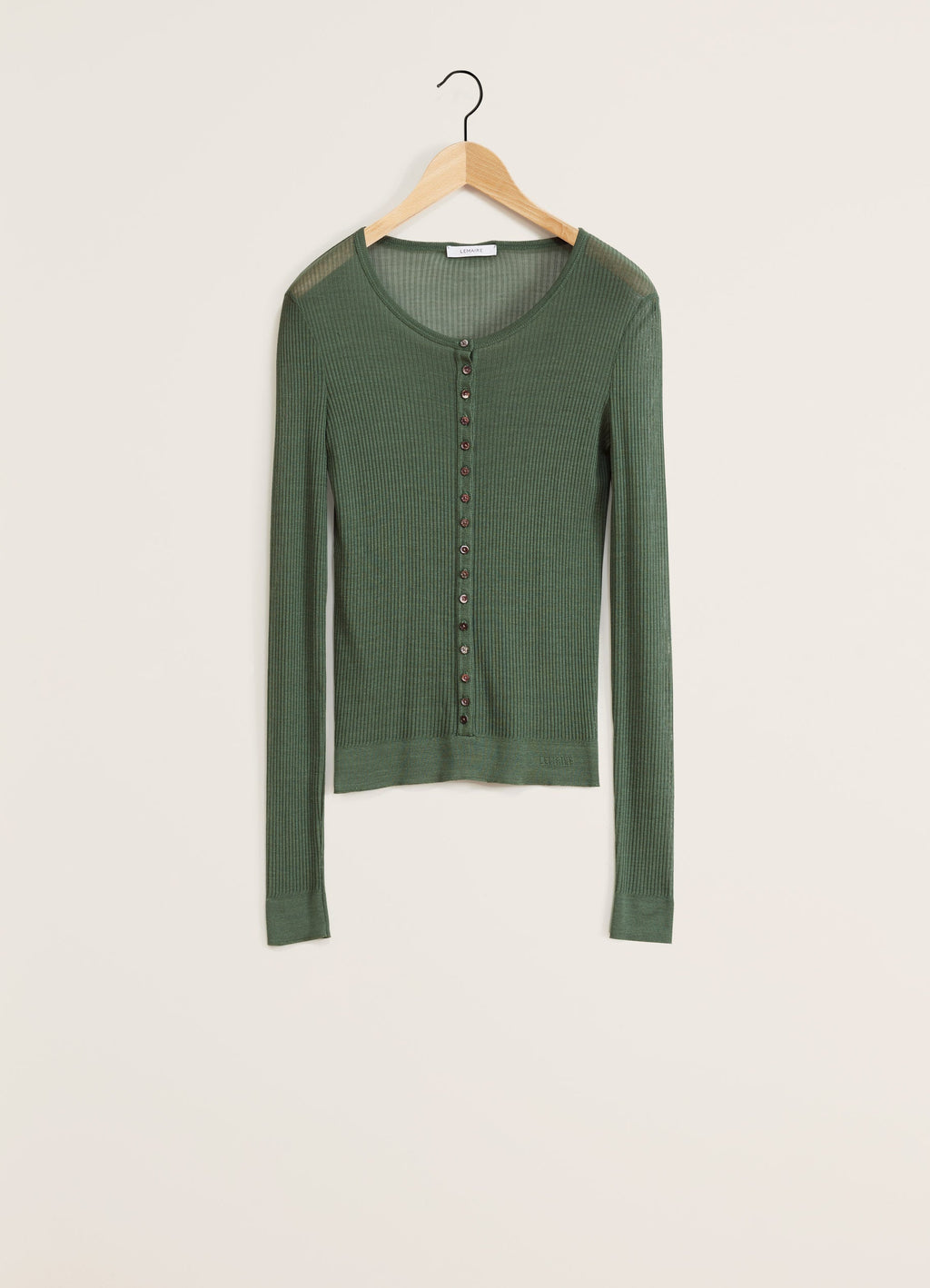 シームレス リブ トップ（ボタン付き） - Smoky Green - ビスコースシルク - ウィメンズ | LEMAIRE