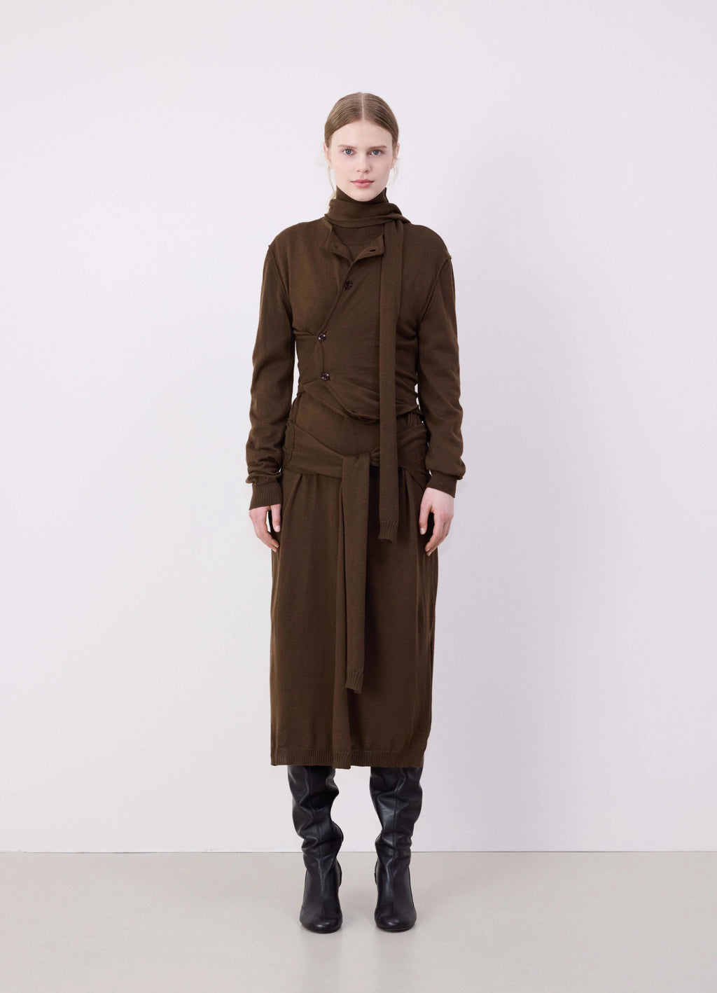 스카프 포함 트위스트 가디건 - Hazelnut Brown - 메리노 블렌드 - 여성 | LEMAIRE